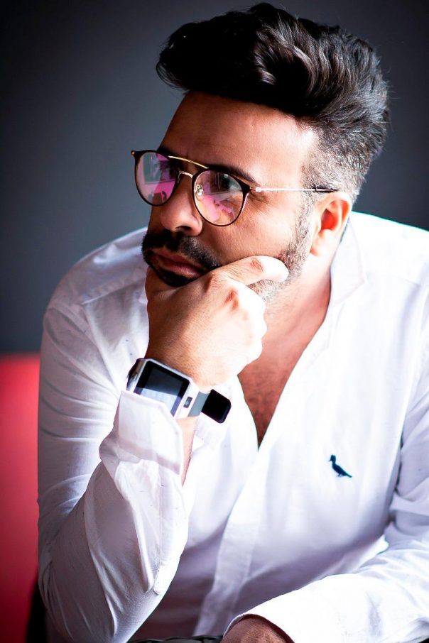 Rodrigo Oliver faz sucesso e se transforma em uma das personalidades ...